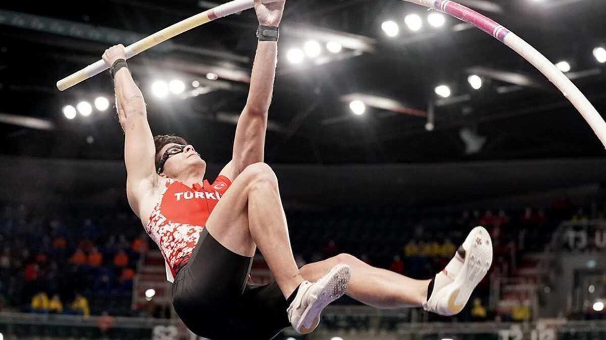 Ersu Şaşma Türk atletizm tarihinde bir ilki gerçekleştirdi