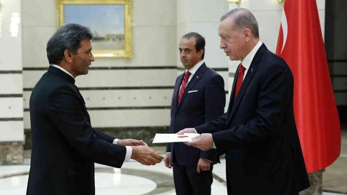 Başkan Erdoğan Pakistan Büyükelçisi Yousaf Junaid'i kabul etti