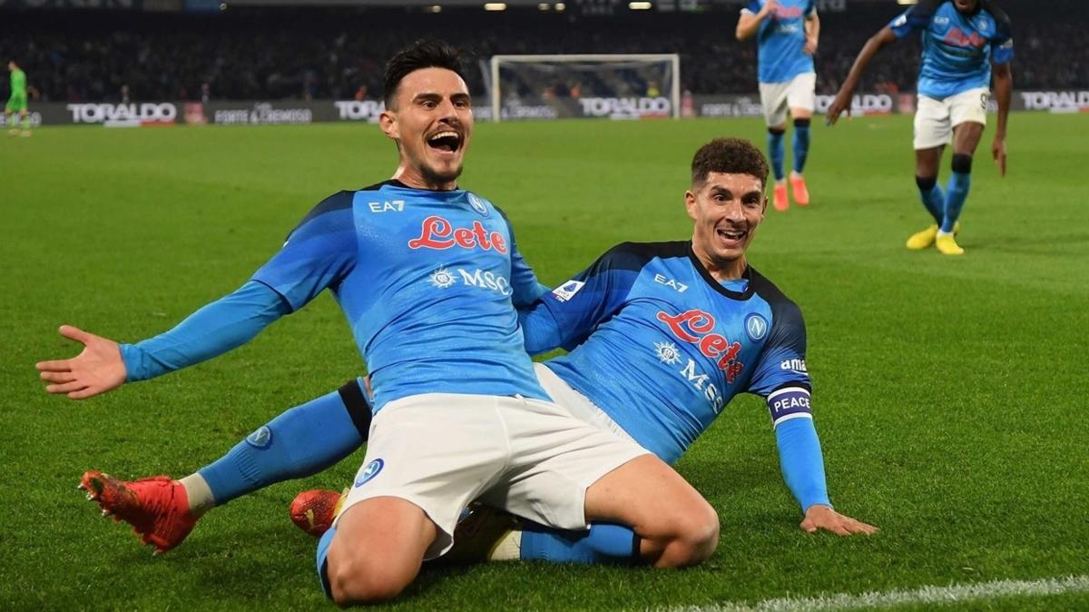 Eljif Elmas attı, Napoli Juve'yi hezimete uğrattı! Tam 6 gol