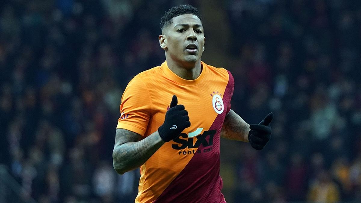 Galatasaraylı isme Hollanda'dan talip! Sol bek gidiyor