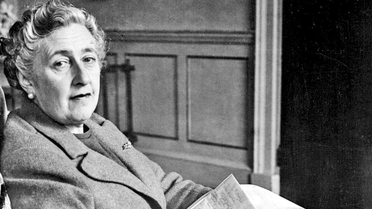 Agatha Christie'nin romanlarındaki ırkçılık temizlendi