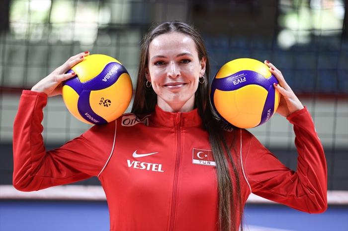 'Filenin Sultanları'nın kaptanı Eda Erdem'in heykeli dikilecek!