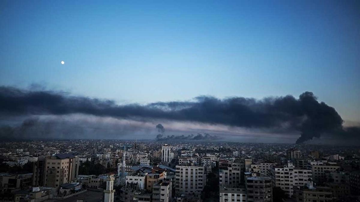 İsrail: Hamas'ın elinde 239 esir var İsrail: Hamas'ın elinde 239 esir var