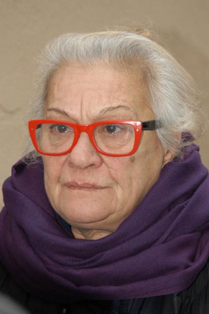 Fotoğraflarını satışa çıkaran Serpil Örümcer için Bakan Göktaş harekete ...