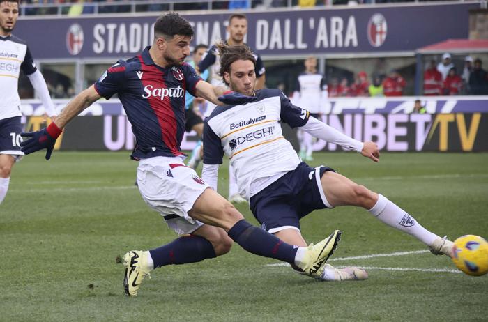 Bologna evinde 4 golle galip!