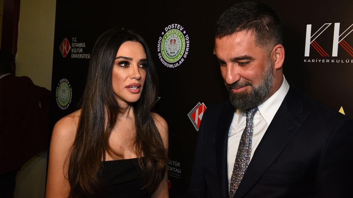 Yılın çifti Arda Turan ile Aslıhan Doğan seçildi