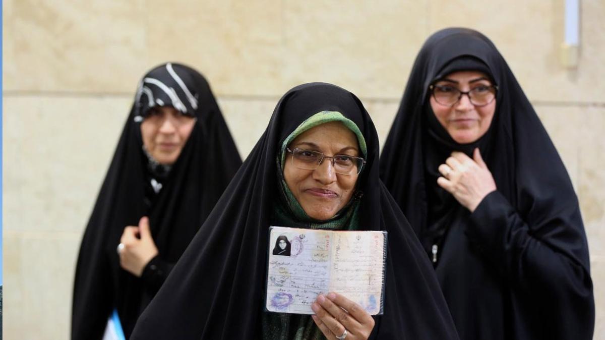 SONDAKİKA! iran'da Cumhurbaşkanlığına kadın aday!Zohre Elahiyan kimdir?
