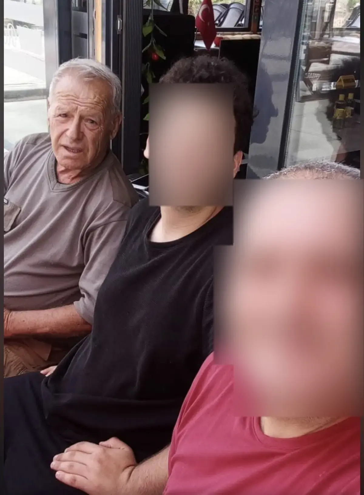 Kızları fark etti, dehşet ortaya çıktı: Baltayla öldürülüp havuza gömmüş