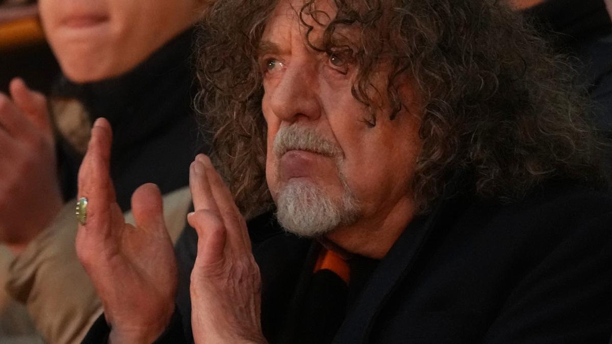Led Zeppelin'in solisti Robert Plant İstanbul'a geliyor!