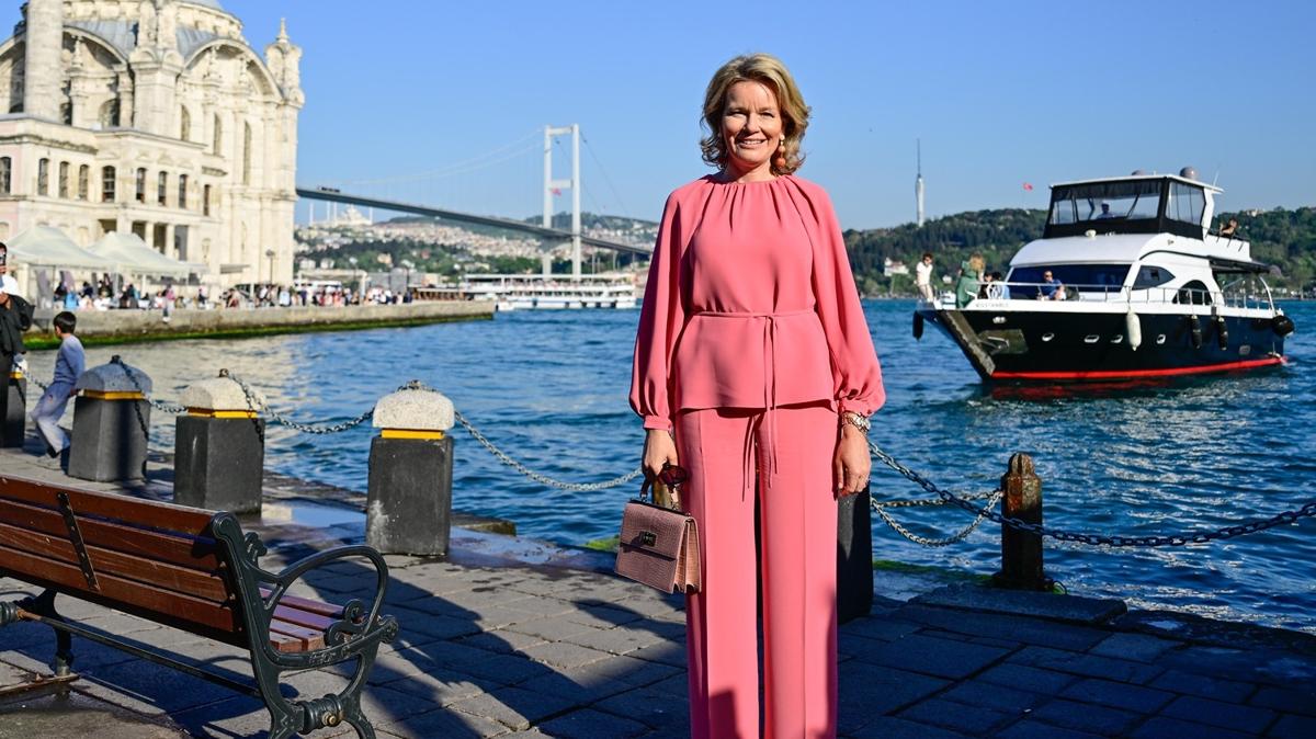 Belçika Kraliçesi Mathilde, İstanbul'da! Boğaz'ın incisi Ortaköy'ü gezdi